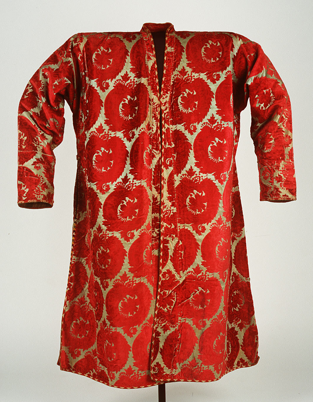 Yatak, chapan en chekman: traditionele overjas of khalat uit Centraal ...